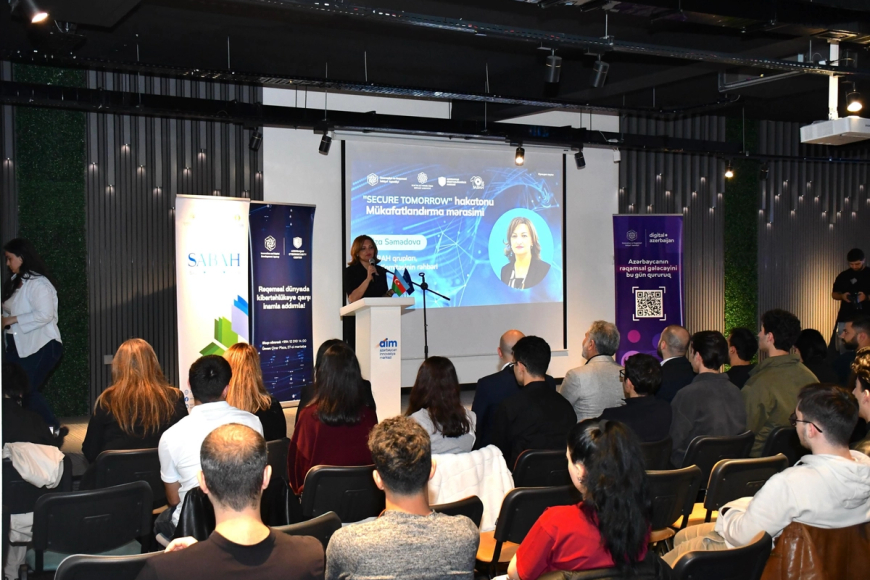 “Secure Tomorrow” hakatonunun bağlanış mərasimi keçirilib - Muallim.edu.az